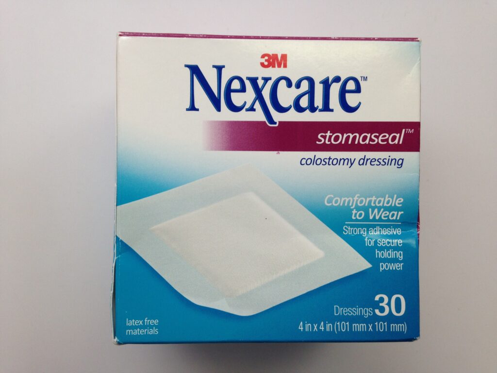 3M Nexcare Stomaseal Colostomy Dressing, 4in x 4in (30/Box) - GB TECH USA