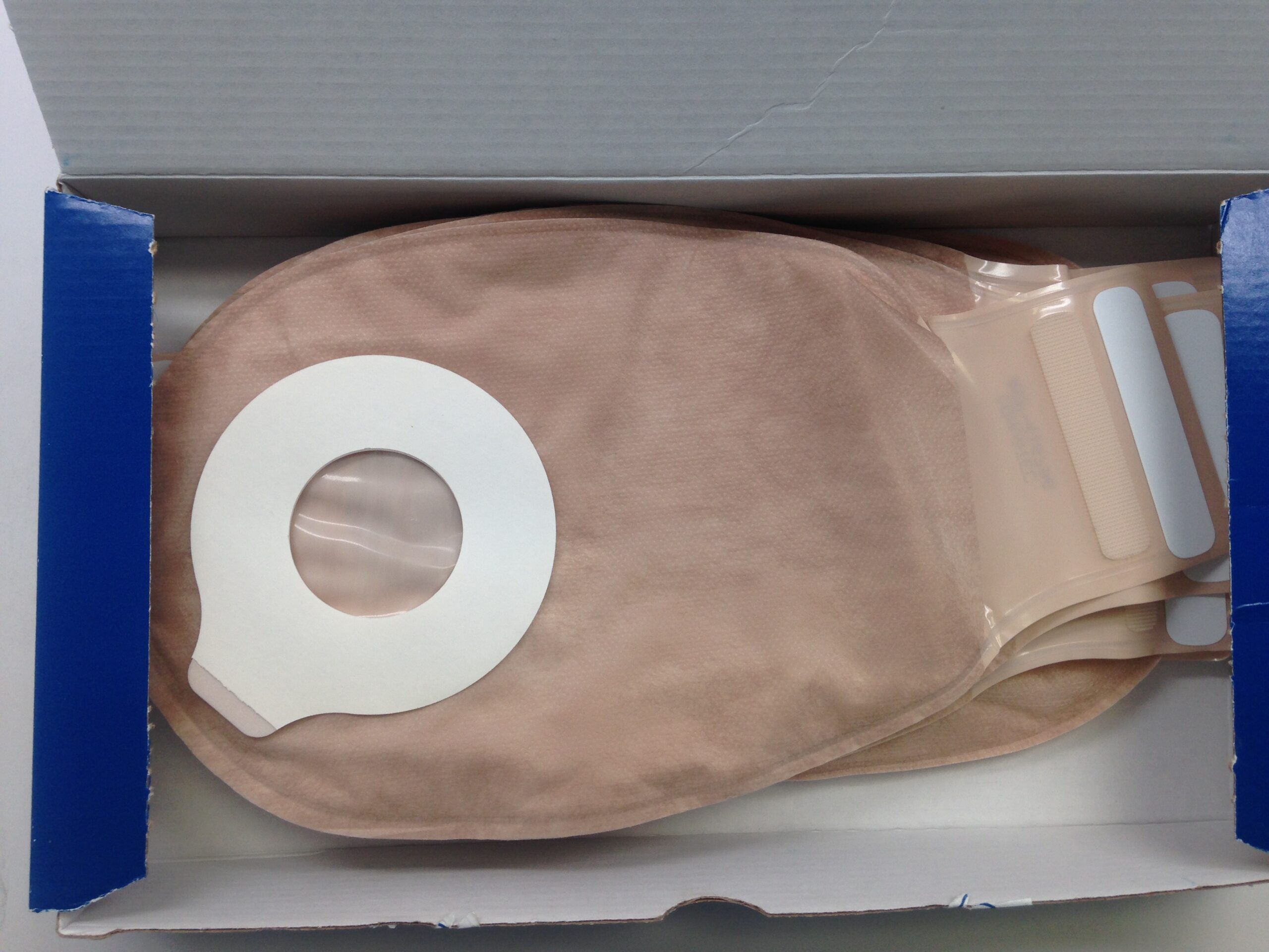 CONVATEC 416796 Esteem Synergy Drainable Pouch, 35mm (10/Box) - GB TECH USA