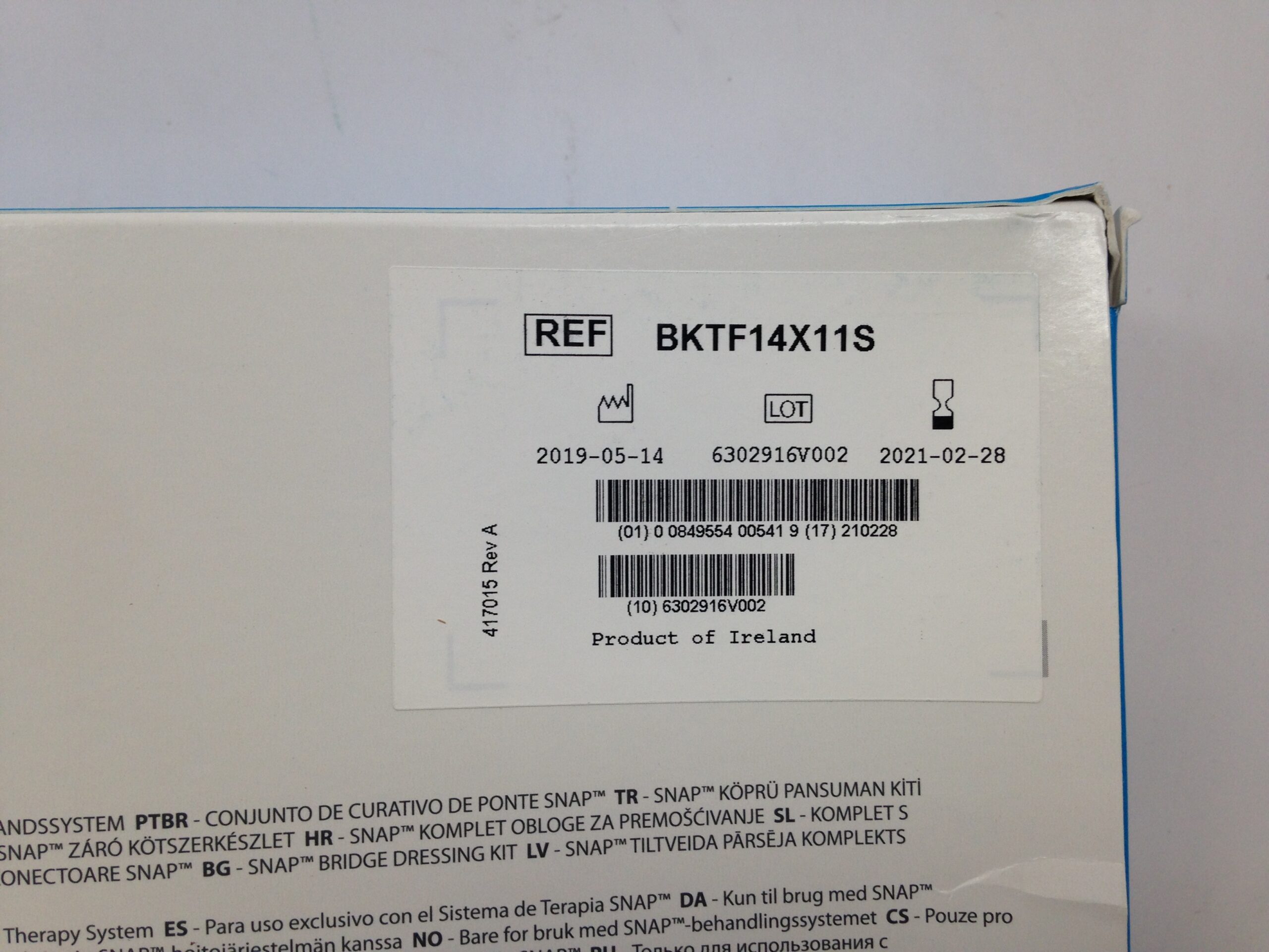 KCI BKTF14X11S SNAP Bridge Dressing Kit, 14cm x 11cm (X) - GB TECH USA