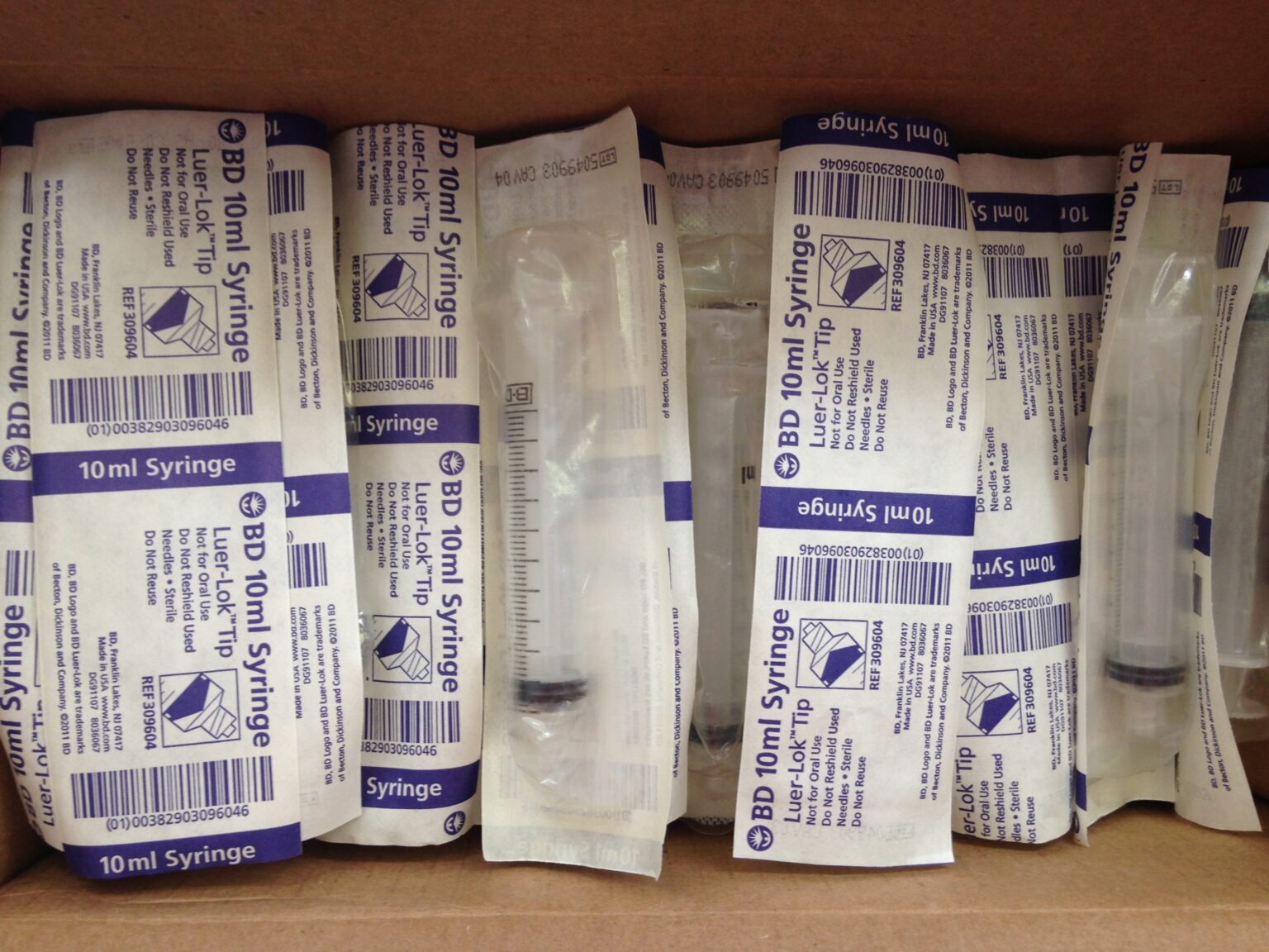 BD 309604 10mL Syringe Luer-Lok Tip (100/Box) (X) - GB TECH USA