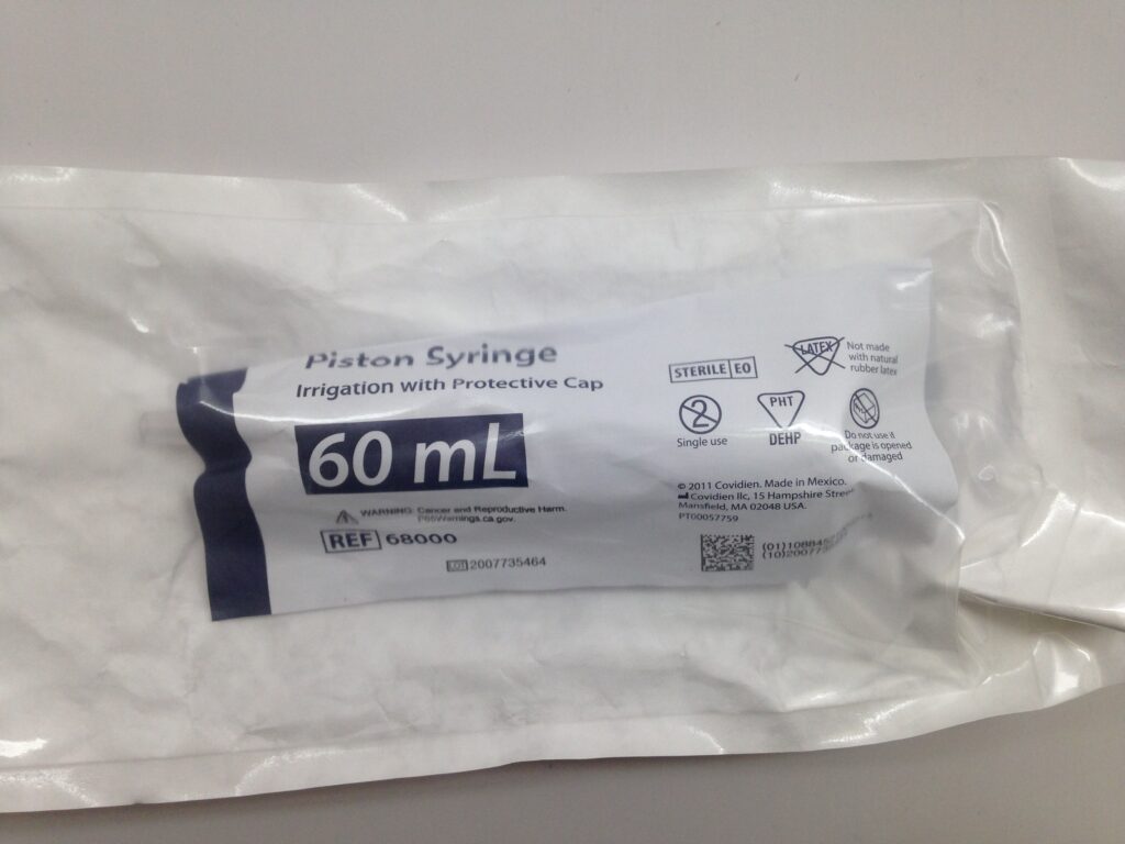 COVIDIEN 68000 Piston Syringe Irrigation With Protective Cap, 60mL - GB ...