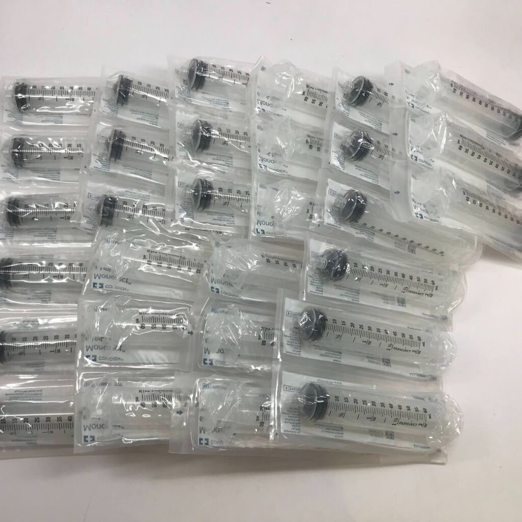 COVIDIEN 1186000777T Monoject 60mL Syringe, Luer-Lock Tip (30/Box) - GB ...