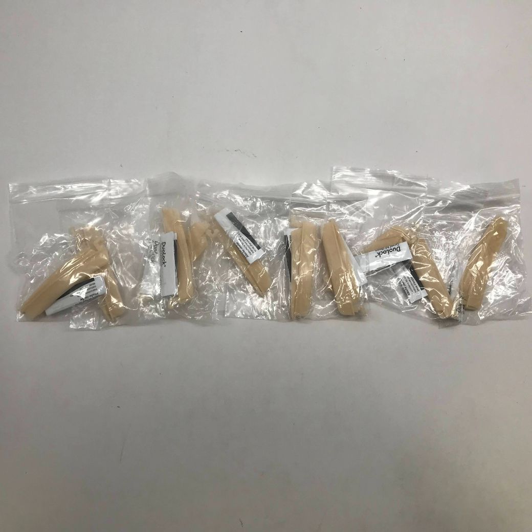 CONVATEC 175652 DuoLock Curved Tail Closure (10 Tail Closure) (Box Of ...