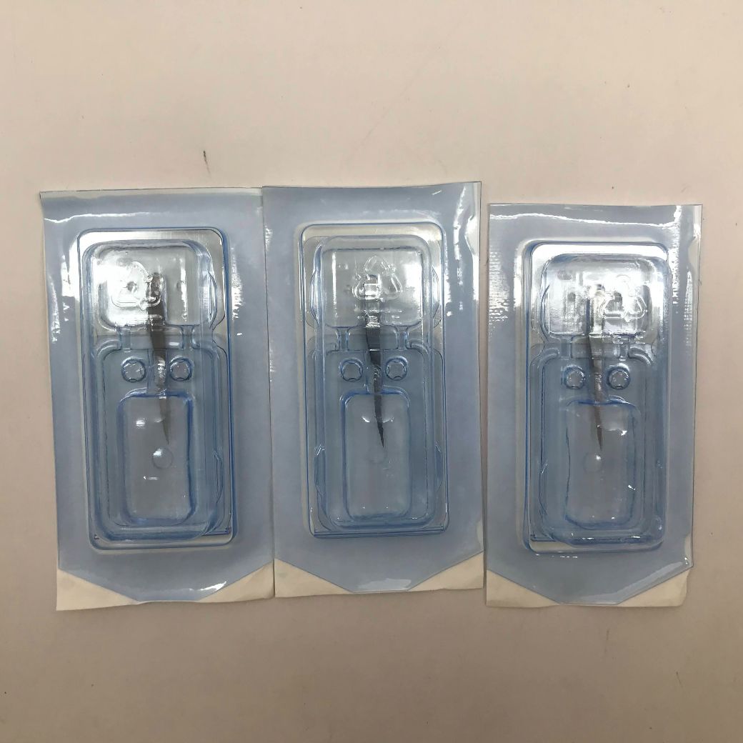 BVI 375210 Beaver Cataract Blade, 20.5mm L x 1.7mm W (Box of 3) (X ...