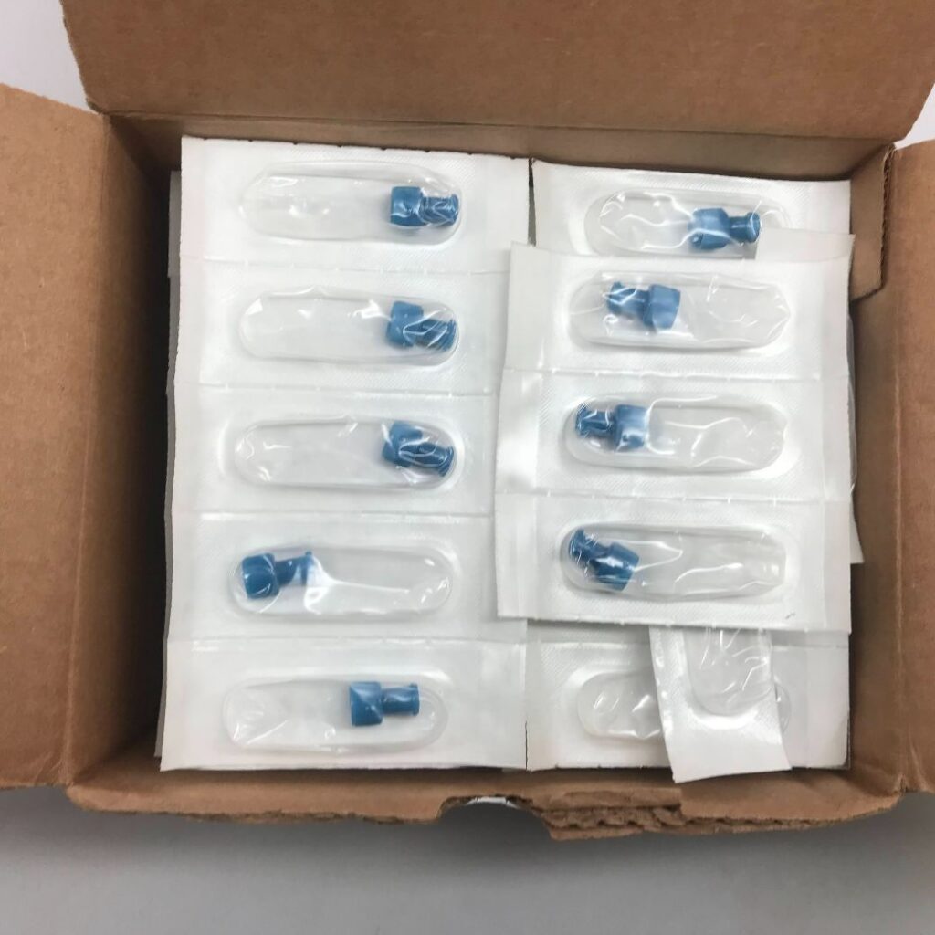 SMITHS MEDICAL MX491B Male/Female Port Cap W/Reprocessed Male (Blue ...