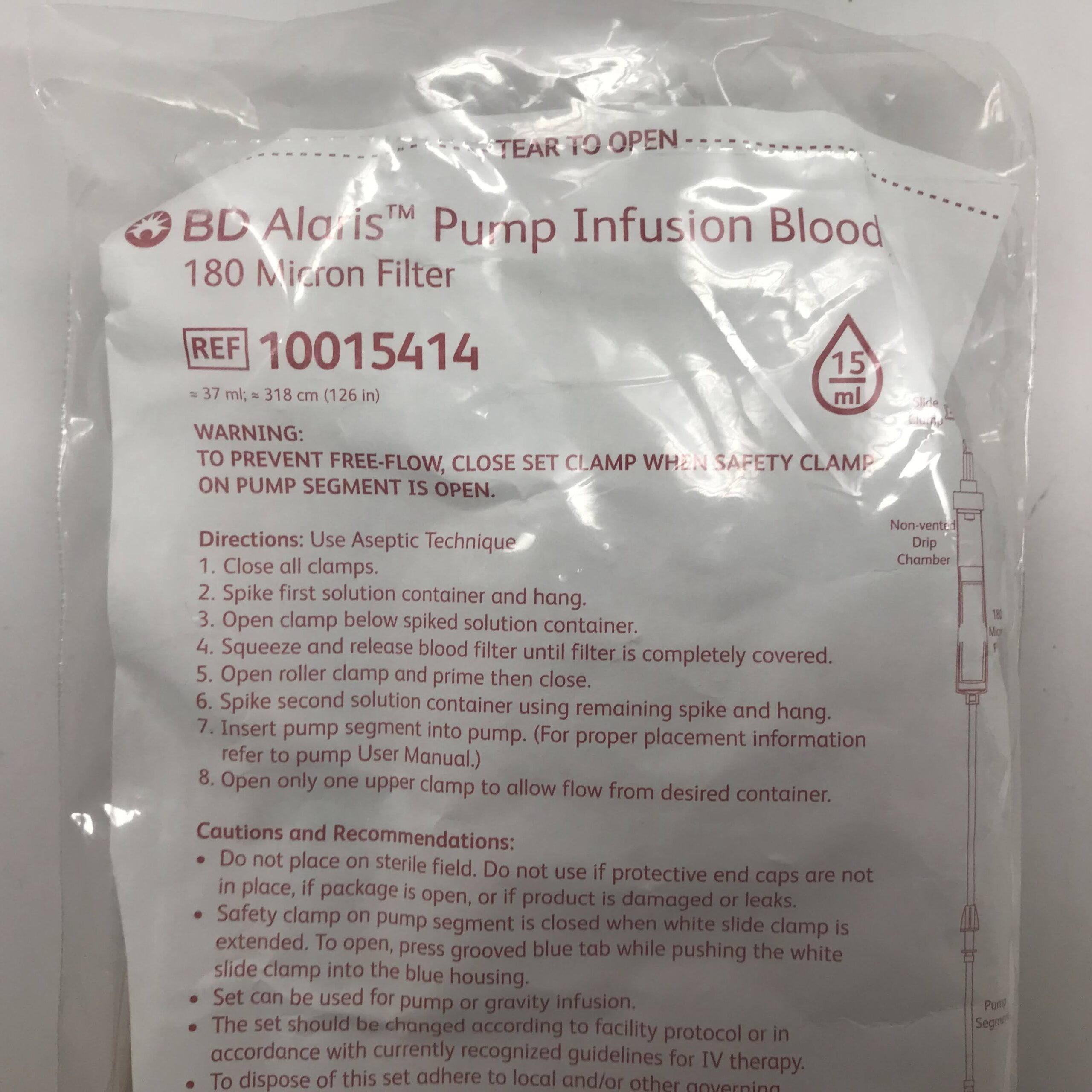 BD 10015414 Alaris Pump Infusion Blood Set, 180 Micron Filter, 37mL ...