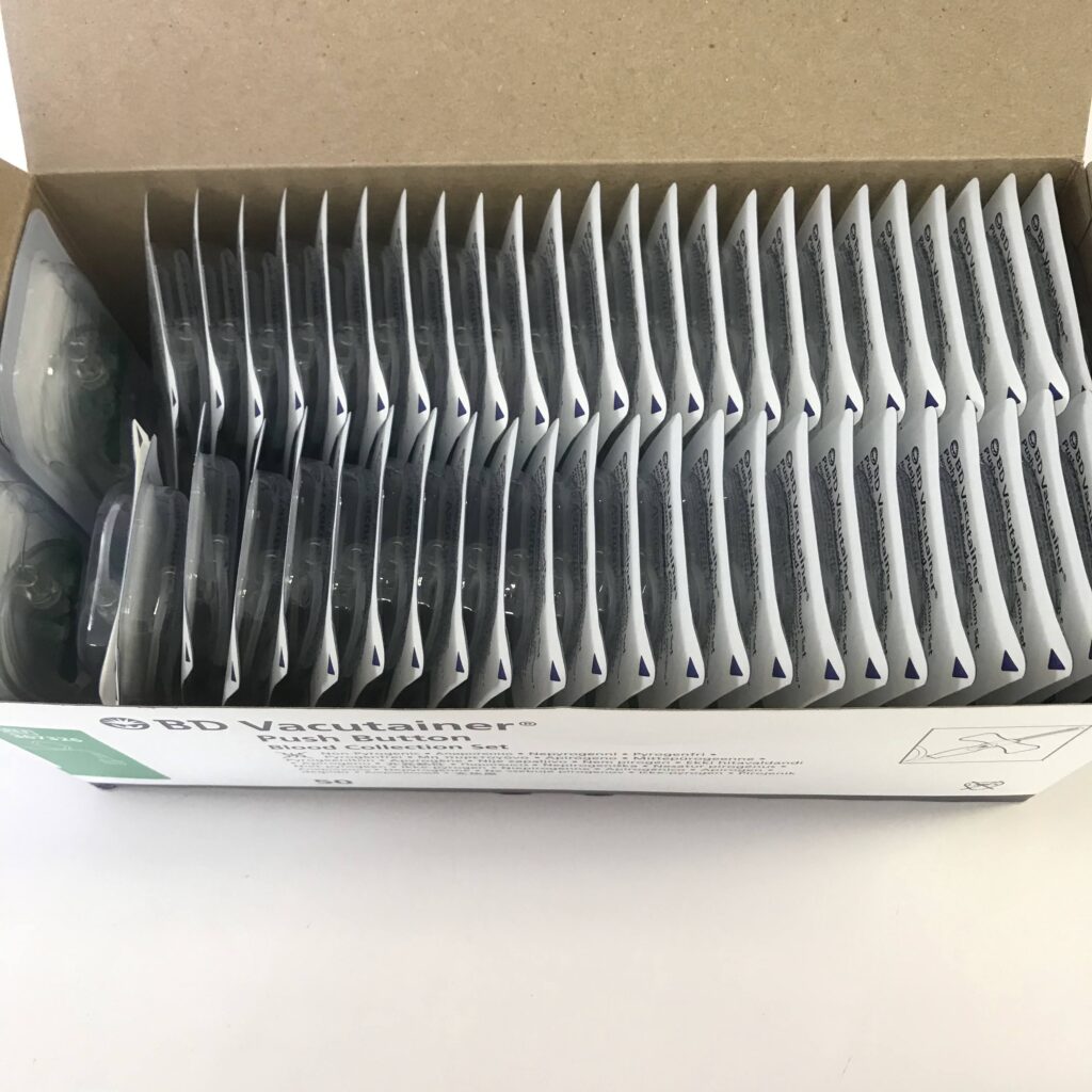 BD Vacutainer 367326 Push Button, Blood Collection Set (50\Box) - GB ...