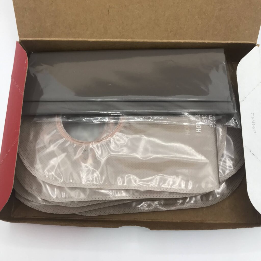 Holister 18133 Lock 'n Roll 2-Piece Drainable Ostomy Pouch, Transparent ...