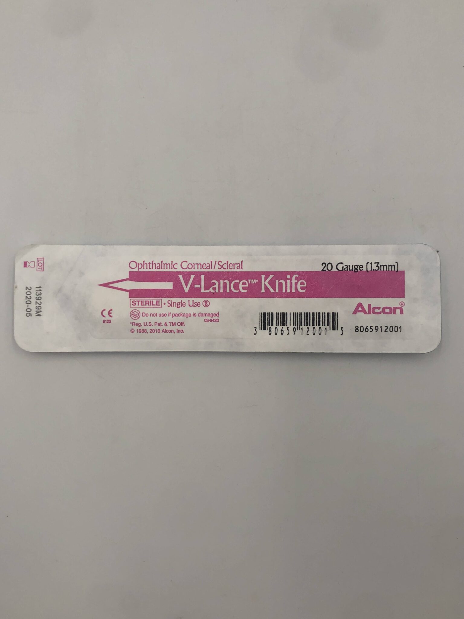 ALCON 8065912001 Ophthalmic Corneal/Scleral V-Lance Knife 20Gauge (X ...