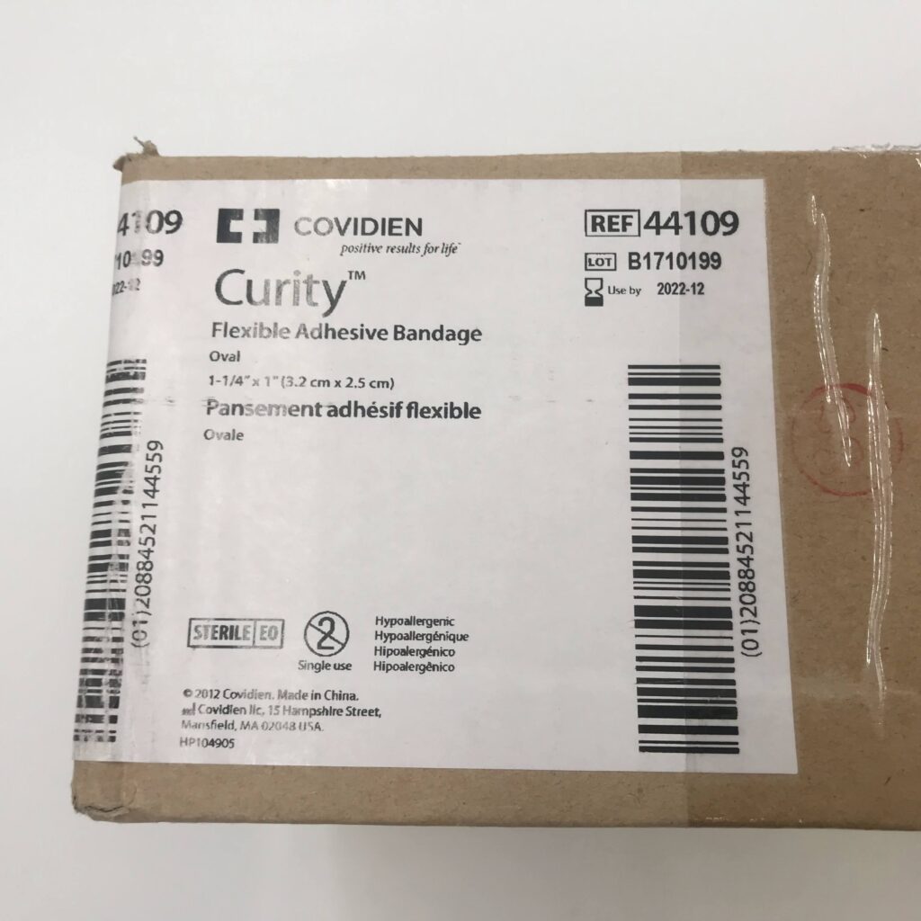 COVIDIEN 44109 Curity Flexible Adhesive Bandage Oval 3.2cm x 2.5cm ...