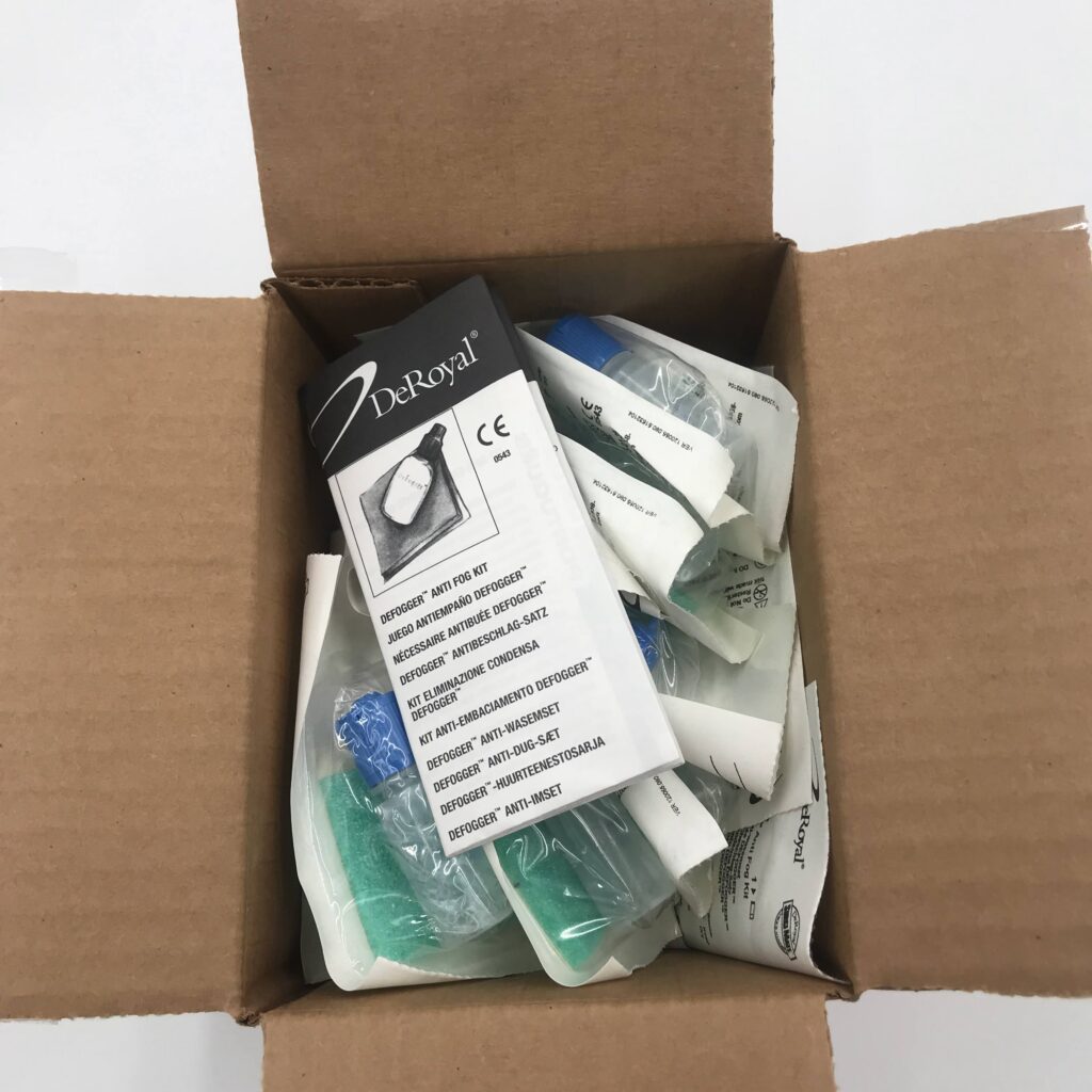 DeRoyal 28-0102 Defogger Anti Fog Kit (20/Box) - GB TECH USA