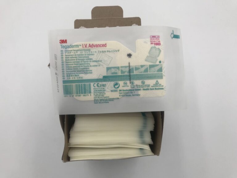 3M 1683 Tegaderm I.V. Advanced Securement Dressing 2 1/2" x 2 3/4"(99 ...