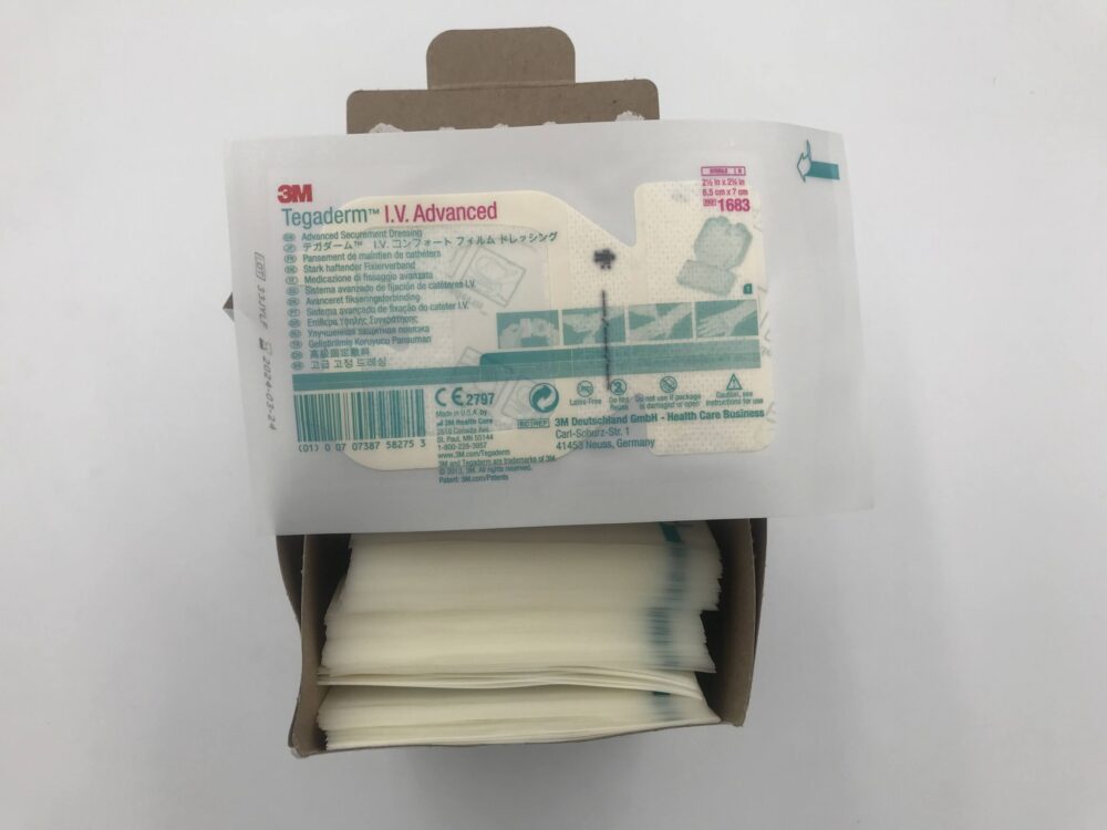3M 1683 Tegaderm I.V. Advanced Securement Dressing 2 1/2" x 2 3/4"(99 ...