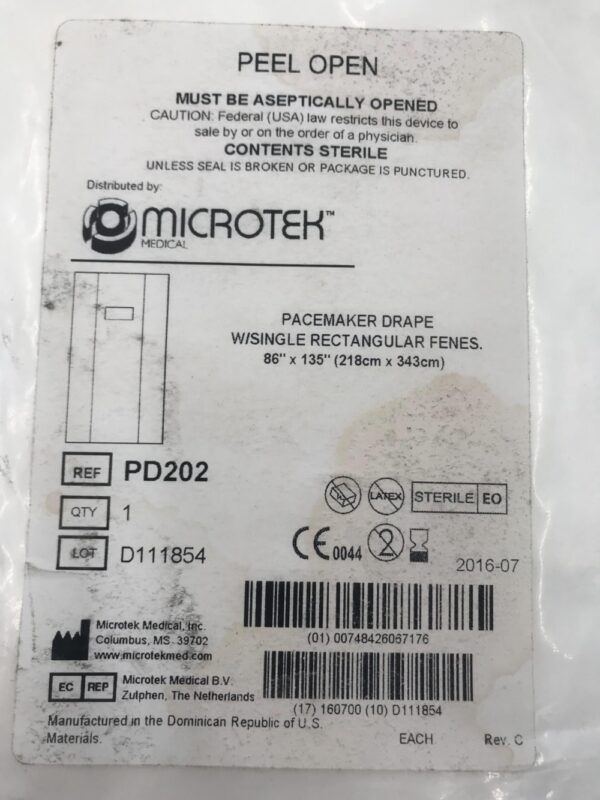 Microtek PD202 Pacemaker Drape w/single Rectangular Fenes 86″ x 135″ (X ...