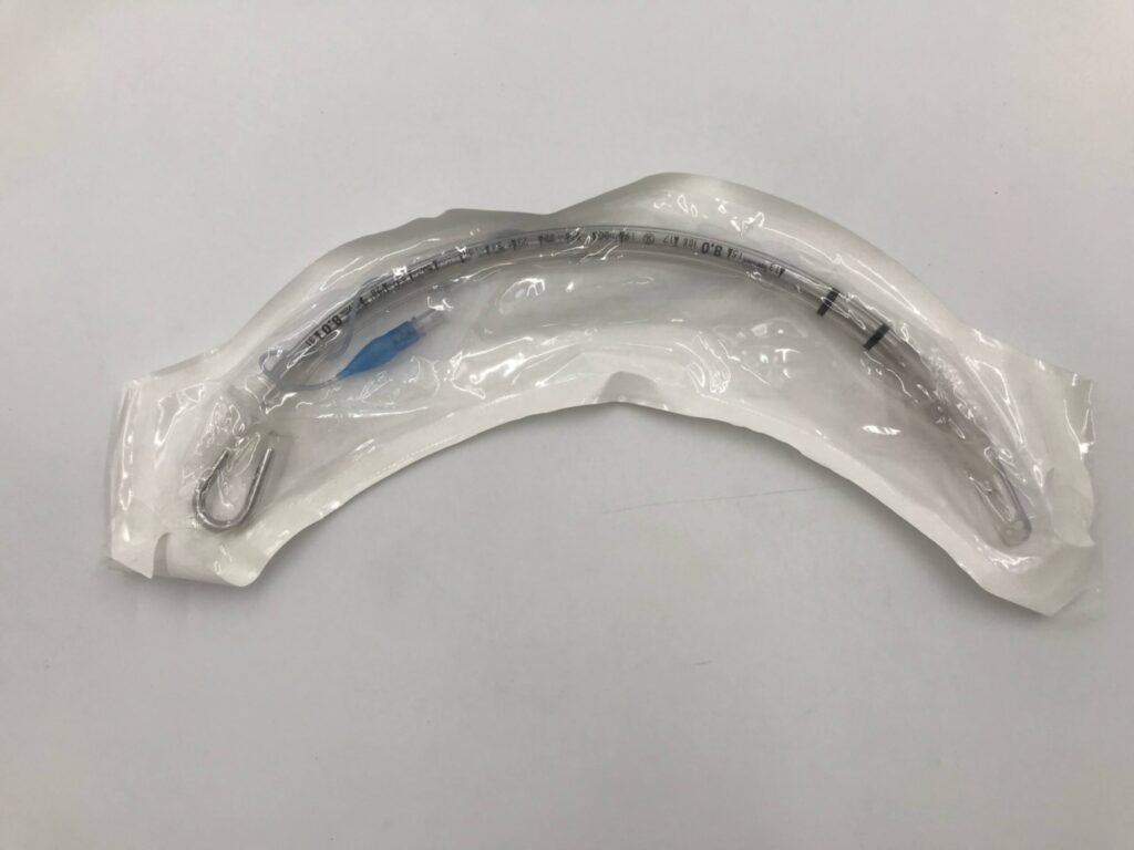 Covidien 18780S Shiley Tracheal Tube with Stylet Murphy Eye 8.0mm I.D ...