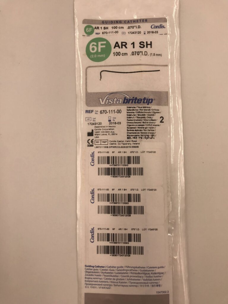CORDIS 670-111-00 Vista Brite Tip Guiding Catheter AR 1 SH, 6F 100cm (X ...
