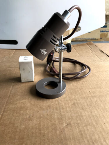 Swift Illuminator for Microscope w/Spare Lamp - GB TECH USA