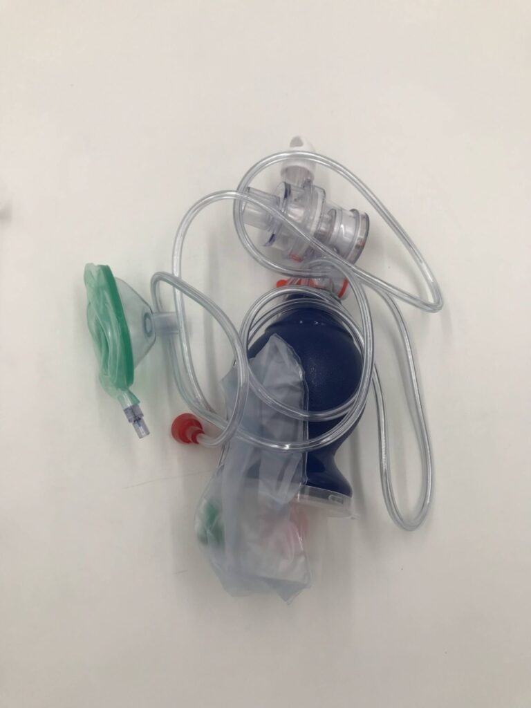 Ventlab BT2016 SunMed BreathTech Infant Bag with Mask, Inflatable O2 ...
