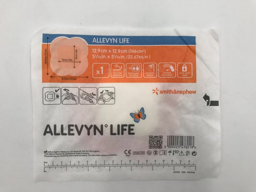 SMITH & NEPHEW 66801068 Allevyn Life Silicone Adhesive Lock Away Core Foam Dressing 12.9 x 12 ...