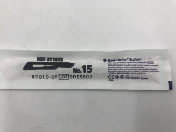 Aspen Surgical 371615 Bard-Parker Scalpel No.15 Stainless Steel ...