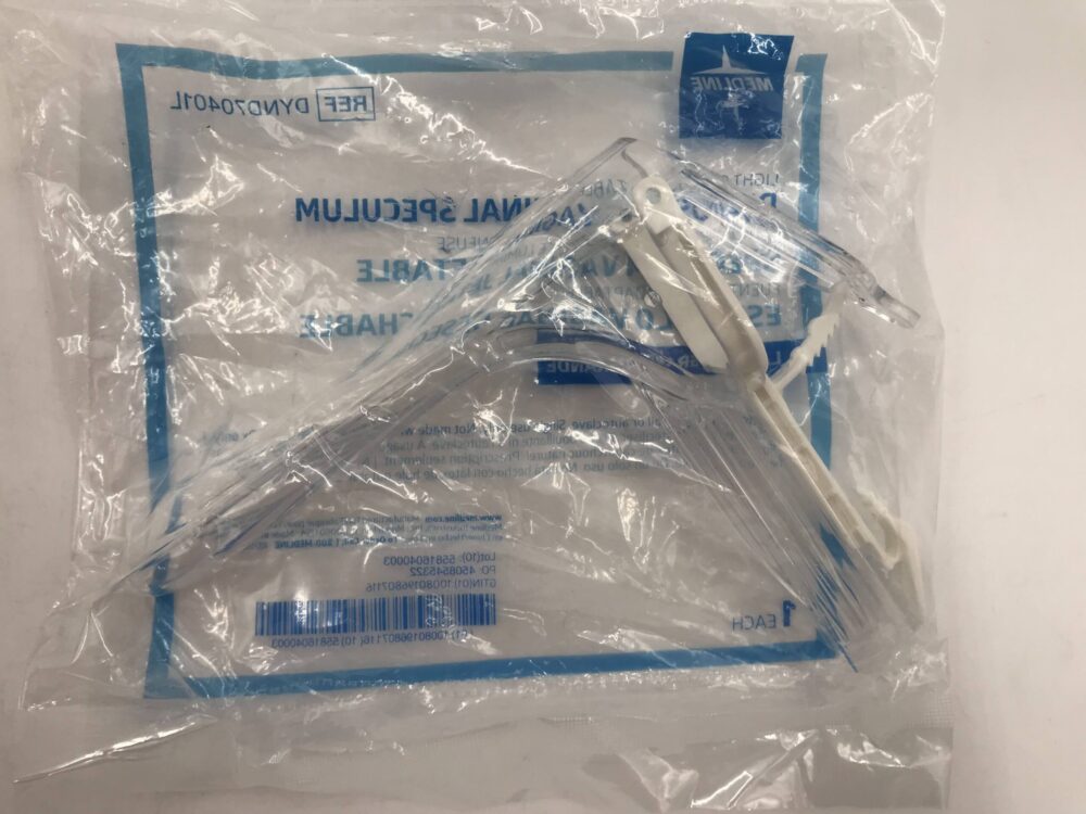 Medline DYND70401L Disposable Vaginal Speculum Light Source Adaptable ...