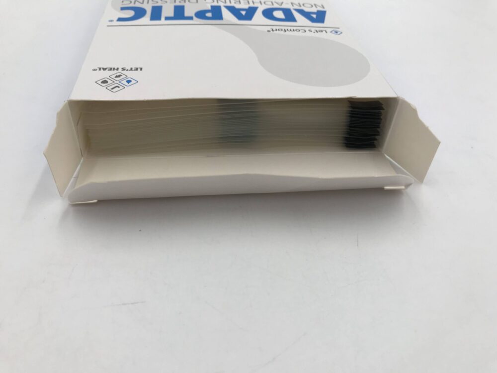 SYSTAGENIX 2015 Adaptic Non-Adhering Dressing 7.6cm x 20.3cm (24/Box ...