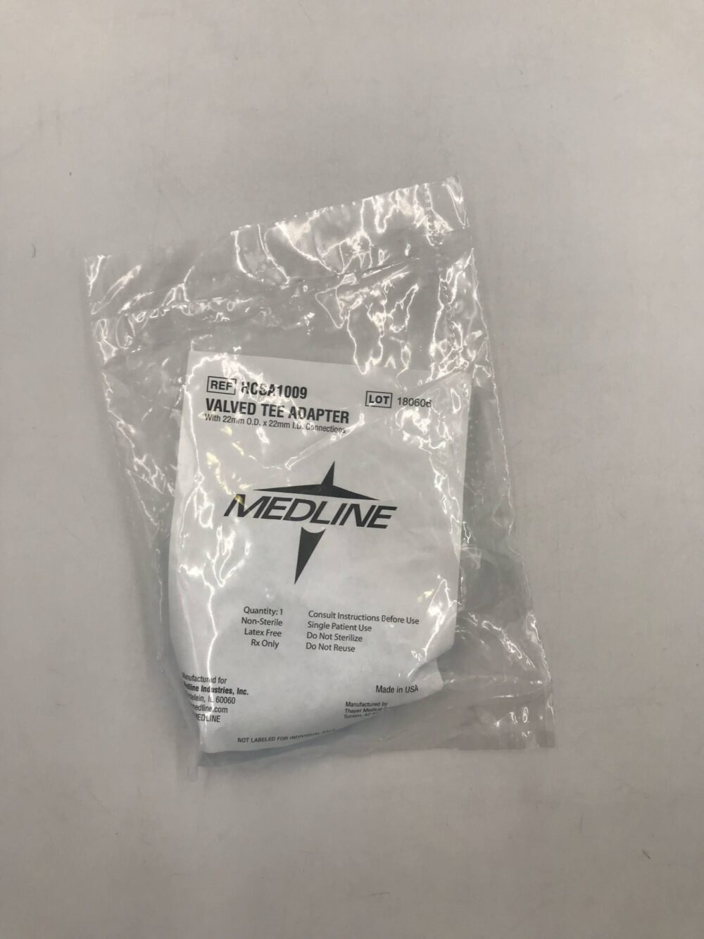 Medline HCSA1009 Valved Tee Adapter 22mm O.D. x 22mm I.D. Connections ...