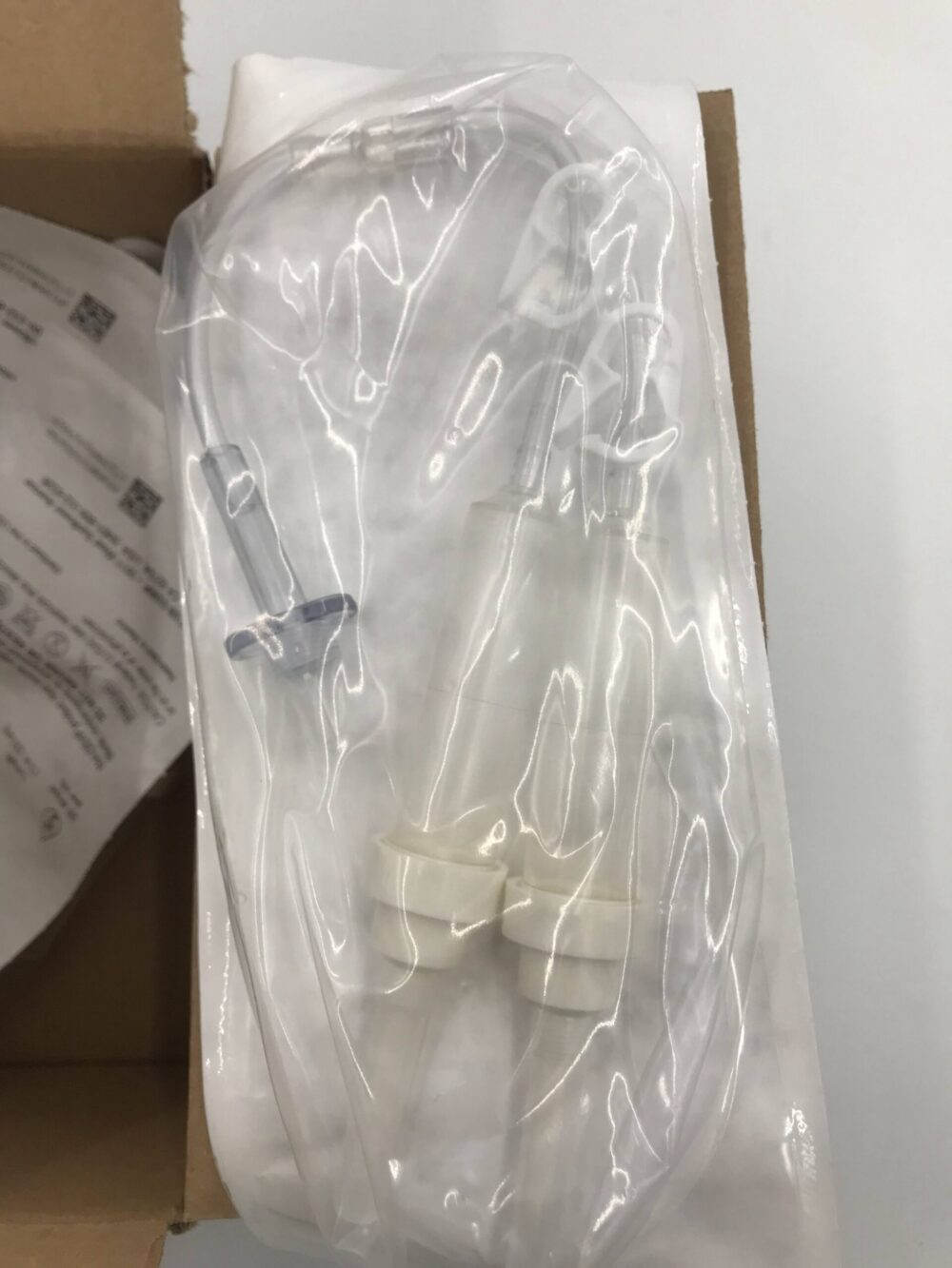 Codan 76.8183 Dual Chamber Infusion set (5/Box) (X) – GB TECH USA