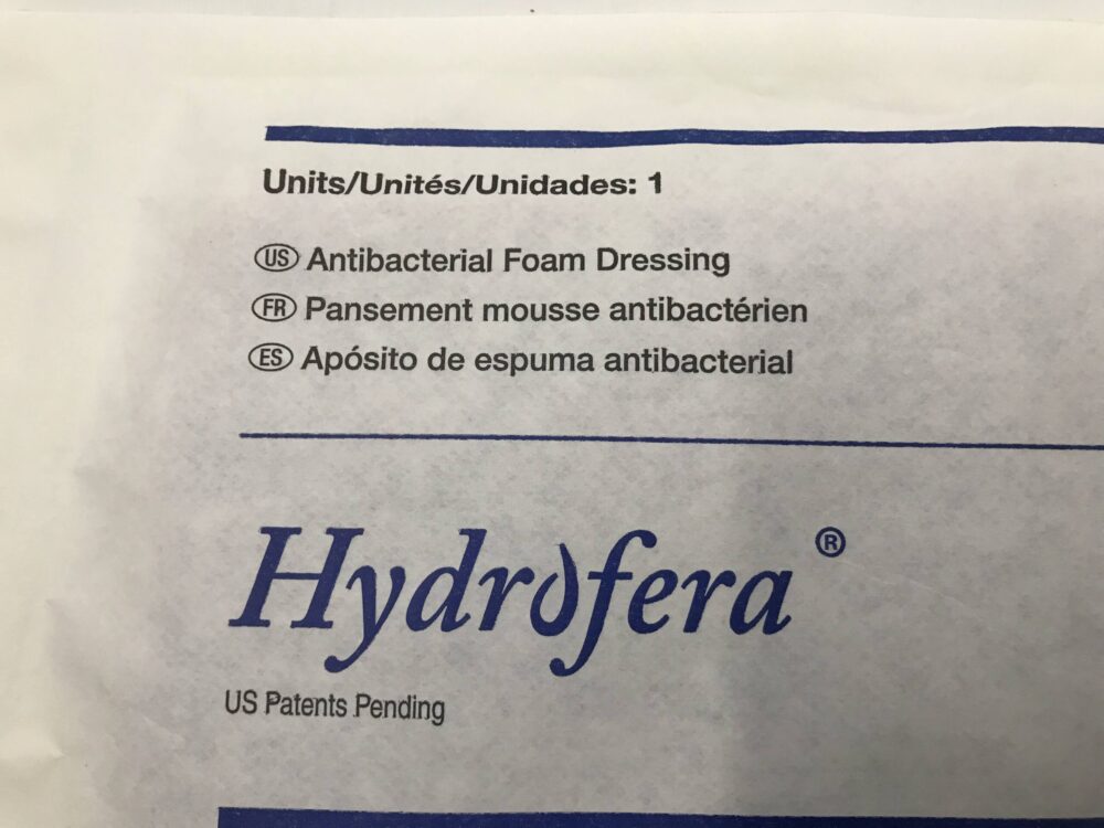 Hydrofera HBRS8820 Blue Ready AntiBacterial Foam Dressing 8" x 8" (X ...