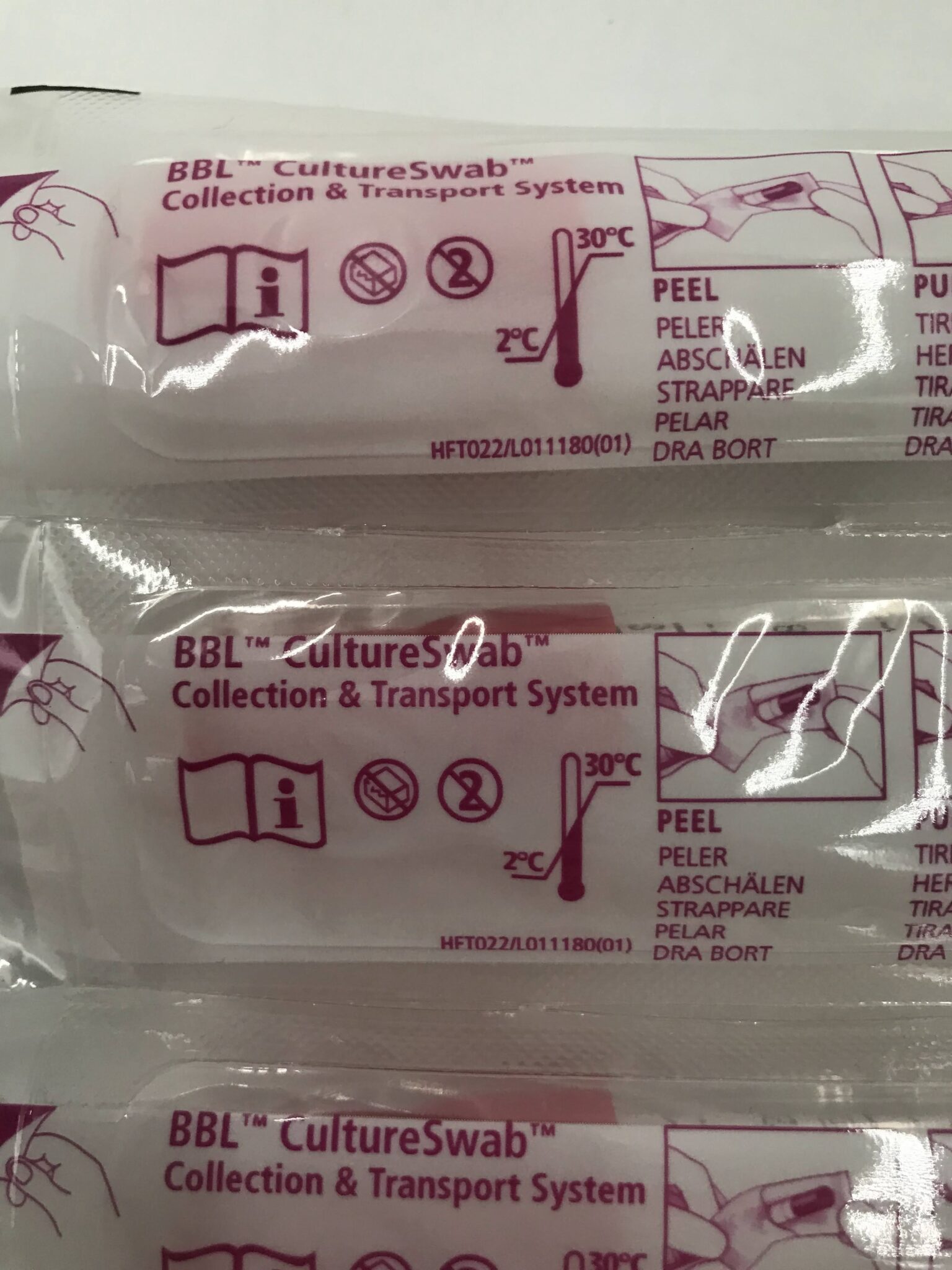 BD 220135 BBL CultureSwab (50/Box) - GB TECH USA