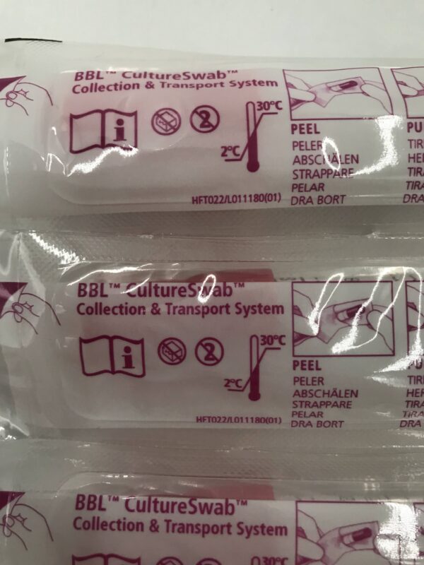 BD 220135 BBL CultureSwab (50/Box) - GB TECH USA
