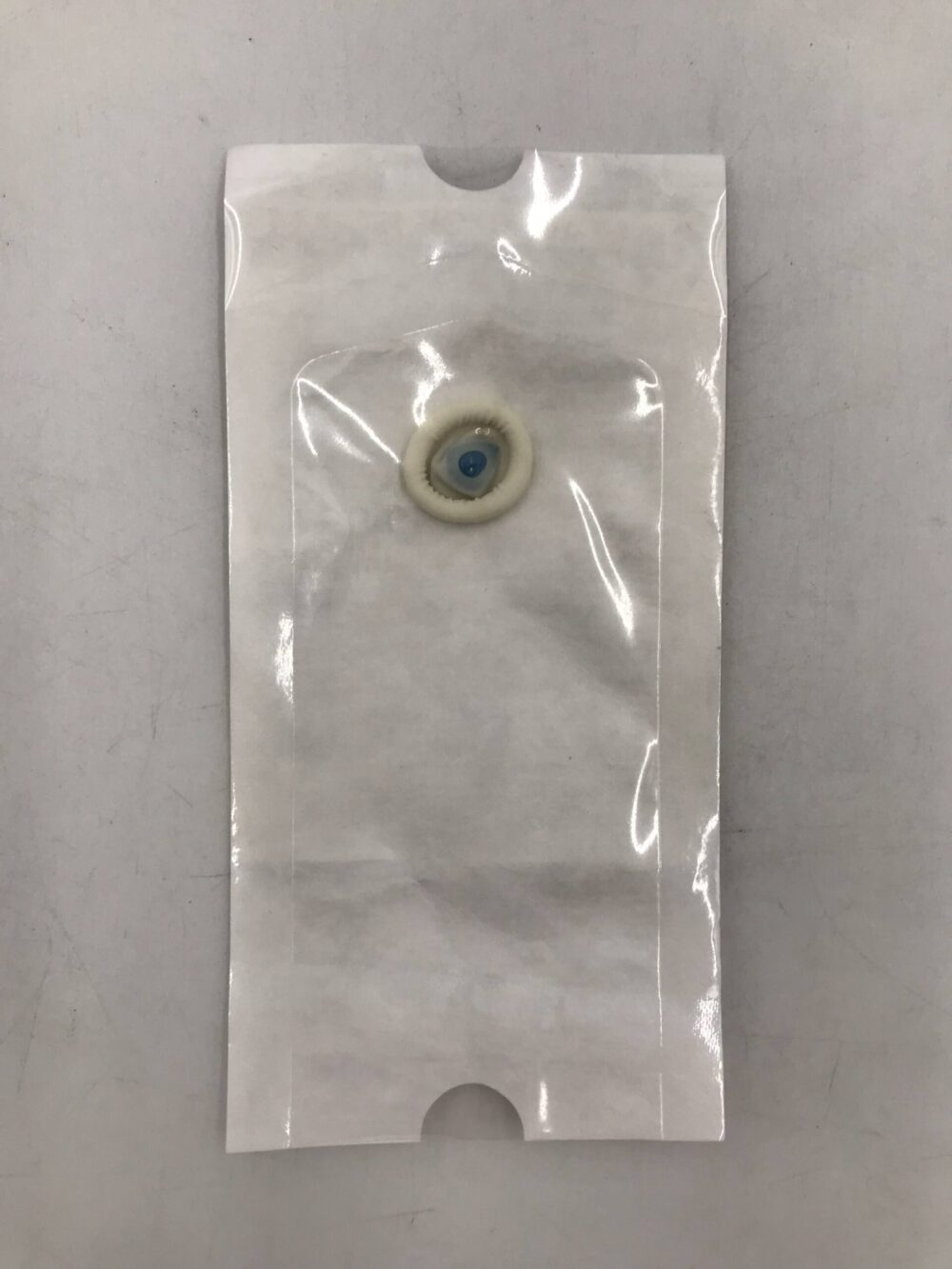 UTAH MEDICAL AR200 Arom-Cot Medium Finger Cot w/ Attached Hook(X) - GB ...