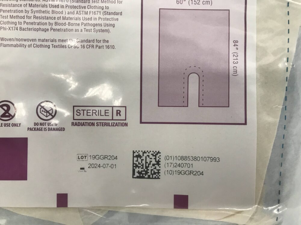 Cardinal Health 8475 U-Drape Convertors 60in x 84in AAMI Level 4 - GB ...