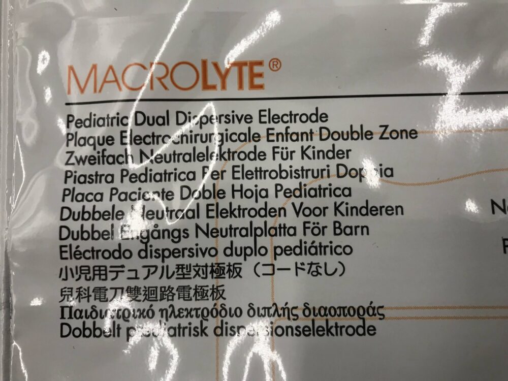 ConMed 425-2801 Macrolyte Pediatric Dual Dispersive Electrode 25-80lbs ...