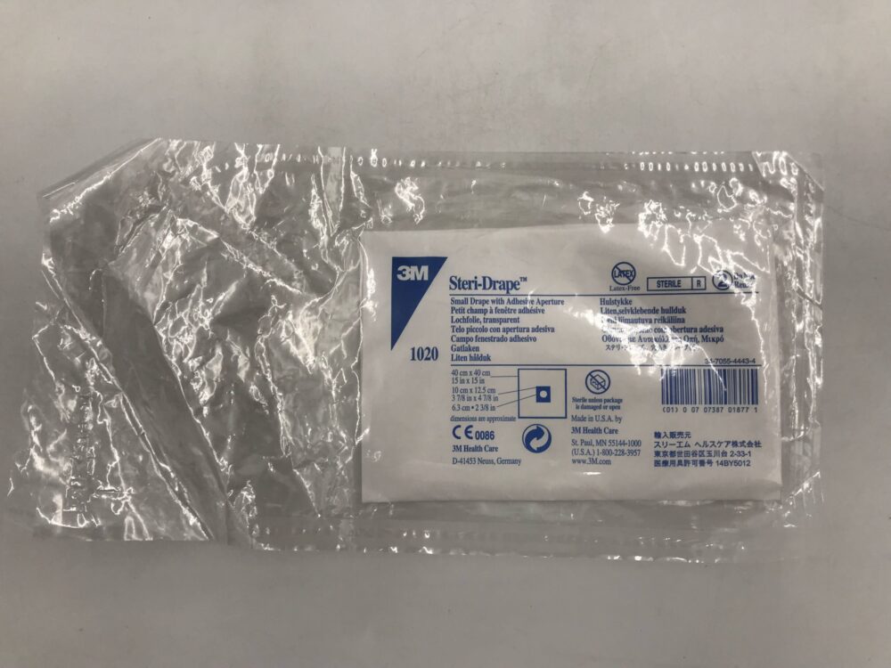 3M 1020 Steri-Drape Small Drape with Adhesive Aperture 40cm x 40cm ...