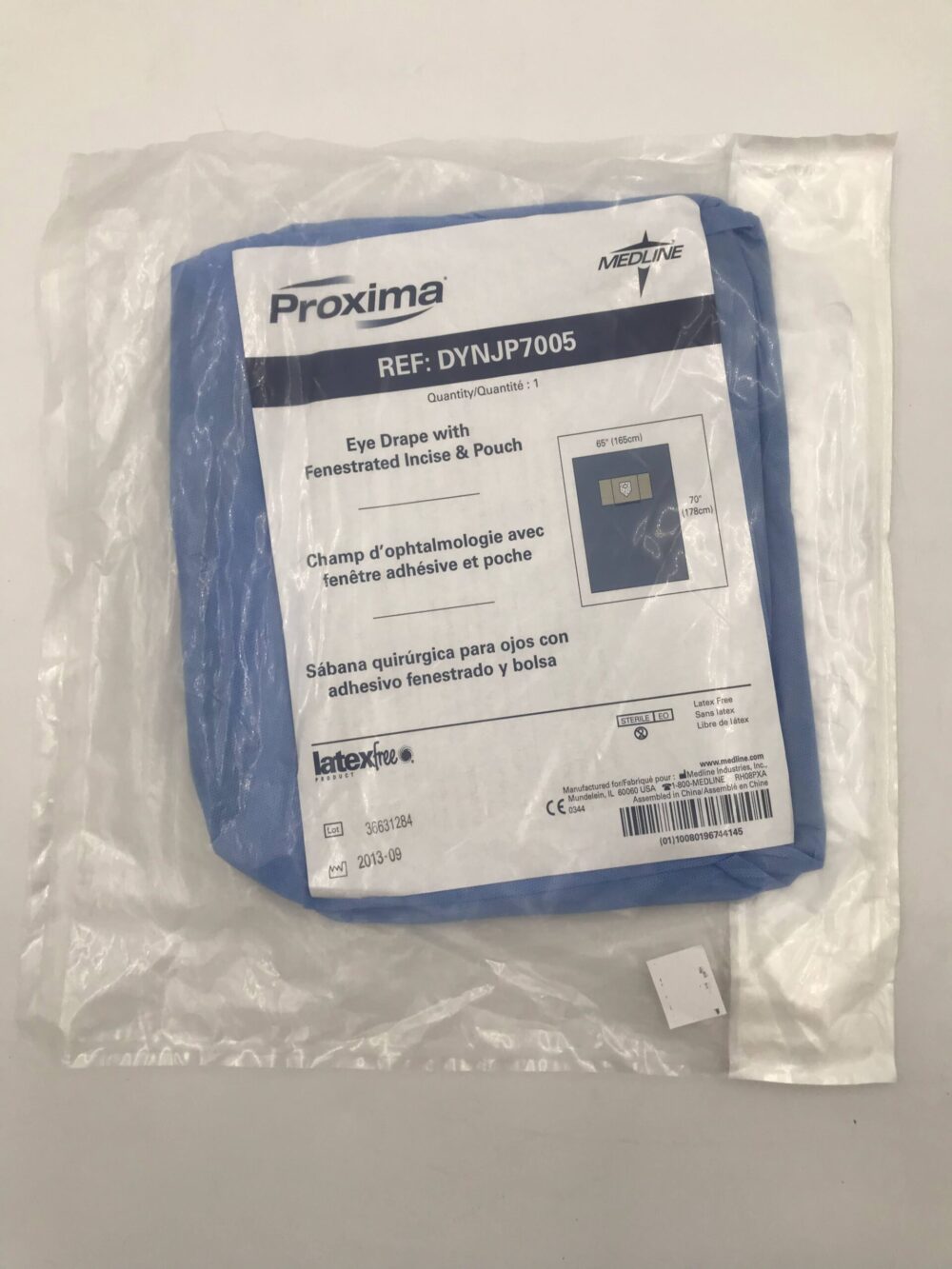 MEDLINE DYNJP7005 Proxima Eye Drape w/ Fenestrated Incise & Pouch 65"x ...