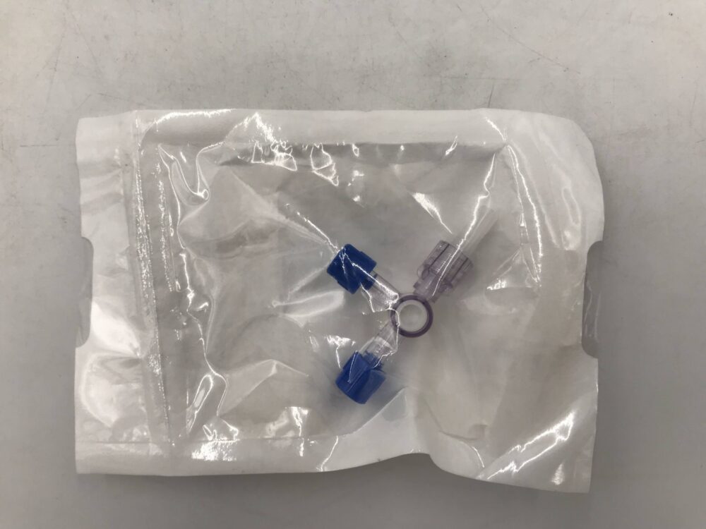 Carefusion M4018 MaxGuard 4-Way Stopcock (X) - GB TECH USA