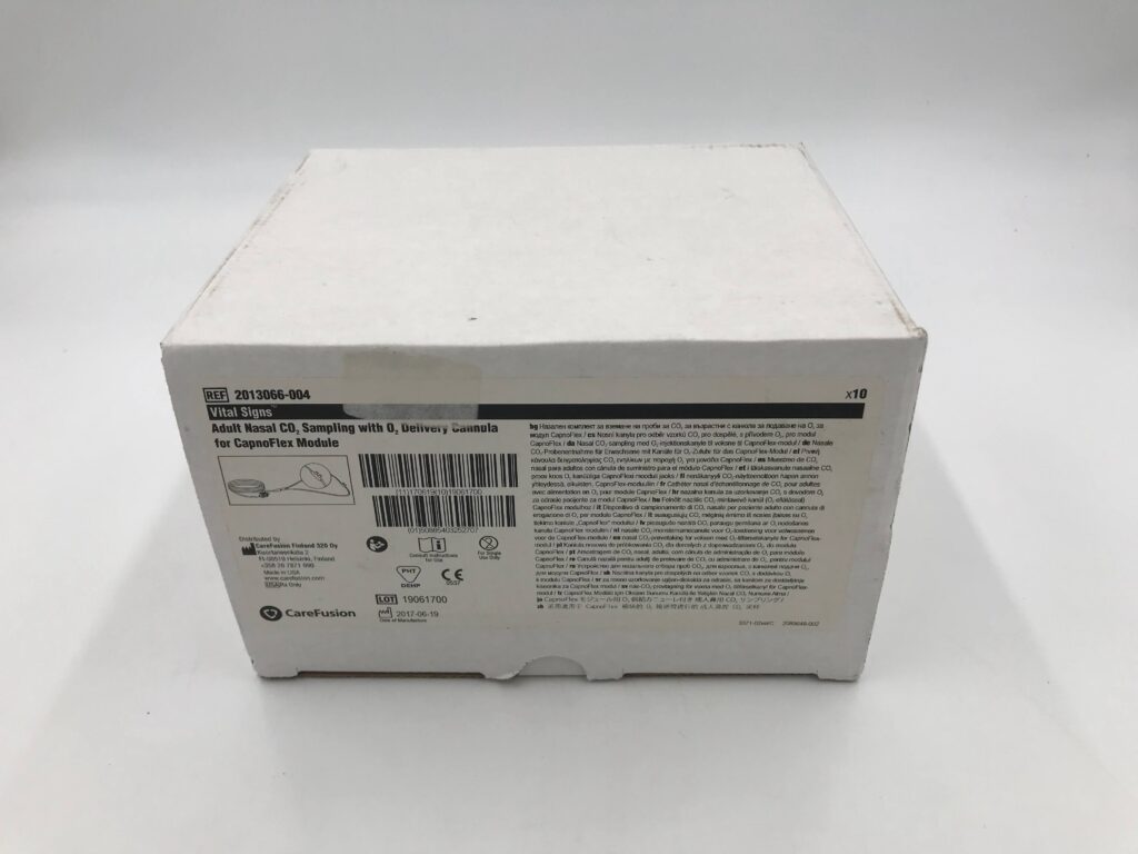 CareFusion 2013066-004 Vital Signs Adult Nasal CO2 Sampling with Oxigen ...