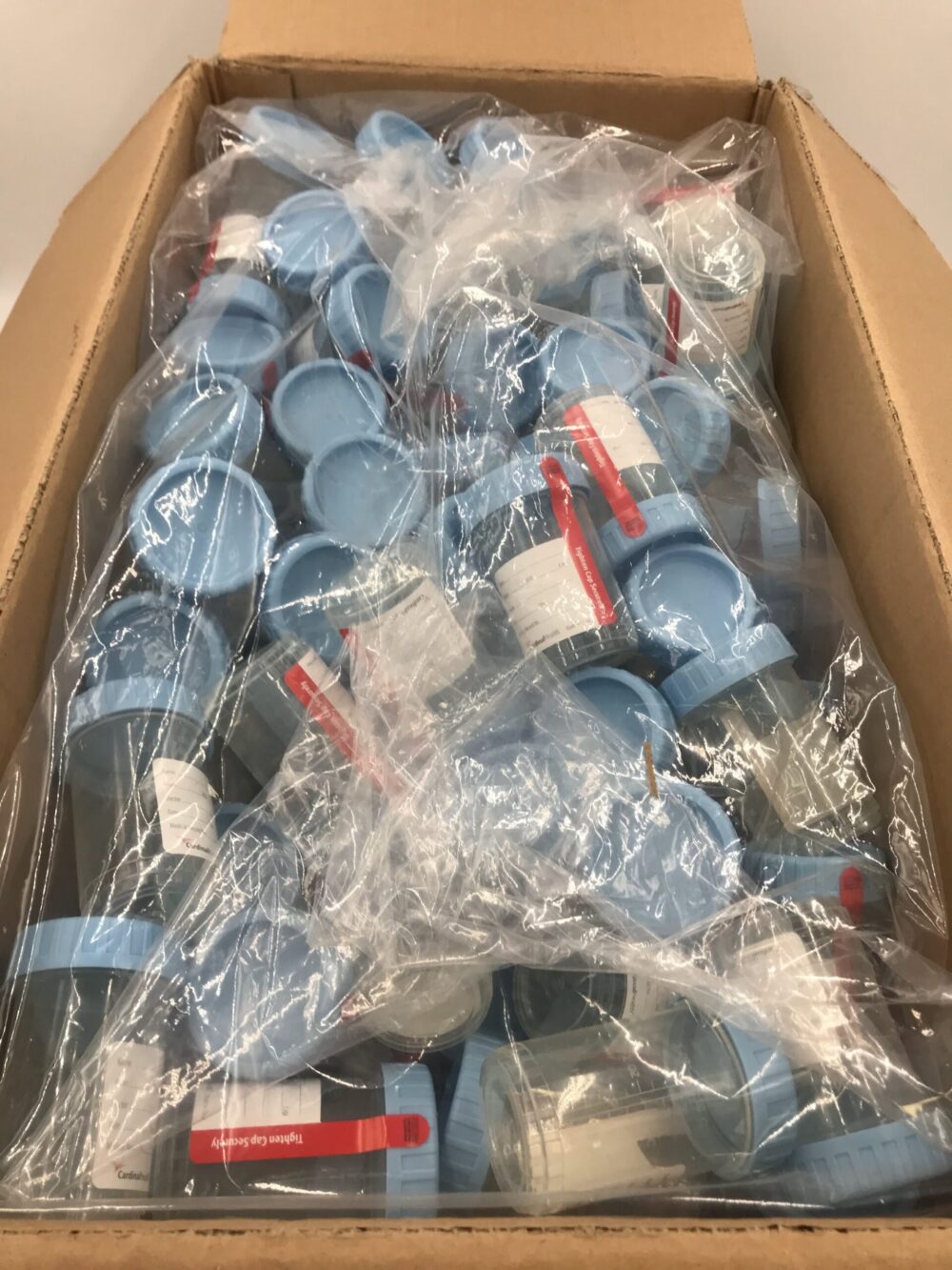 Cardinal Health C13900A Specimen Container (200/Case) (X) - GB TECH USA