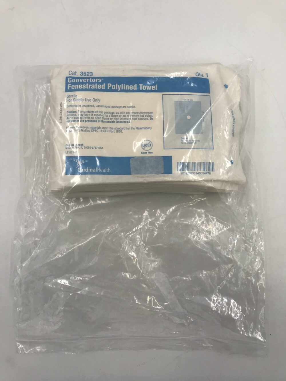 CARDINAL HEALTH 3523 Convertors Fenestrated Polylined Towel 18x25.5in ...