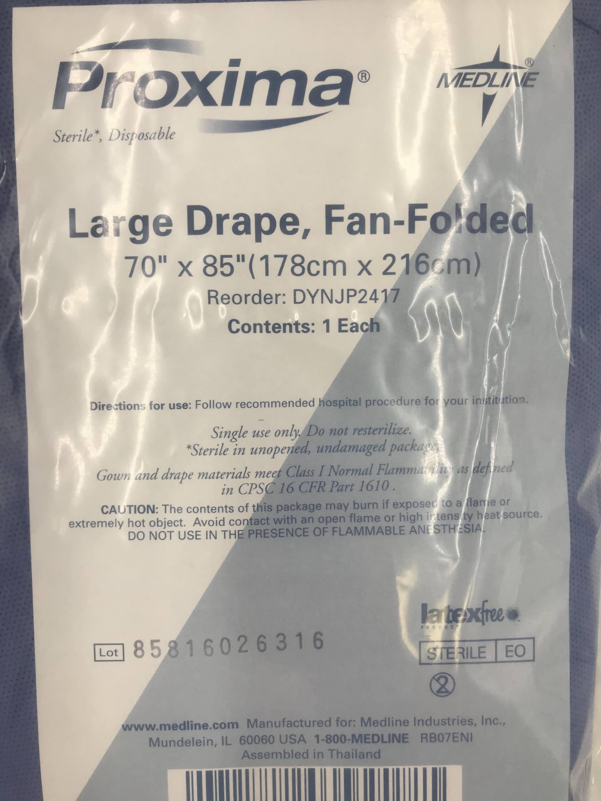 Medline DYNJP2417 Proxima Large Drape Fan Folded 70" x 85" (178cm x ...