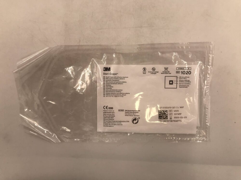 3M 1020 Steri-Drape Small Drape with Adhesive Aperture 40cm x 40cm ...