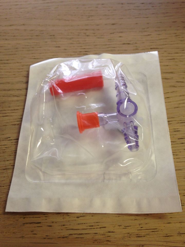 ICU MEDICAL M9000 Lopez Valve, Non-Sterile (X) - GB TECH USA