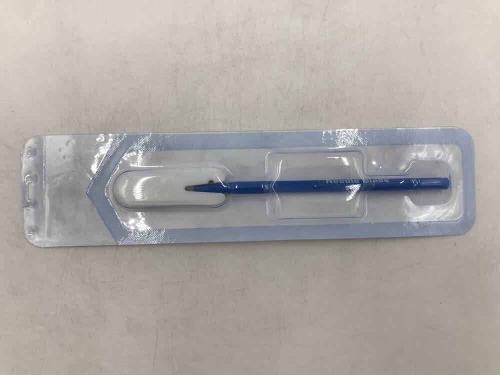 SURGICAL SPECIALTIES 78-6810 Sharpoint Needle Blade Microsurgical Knife ...