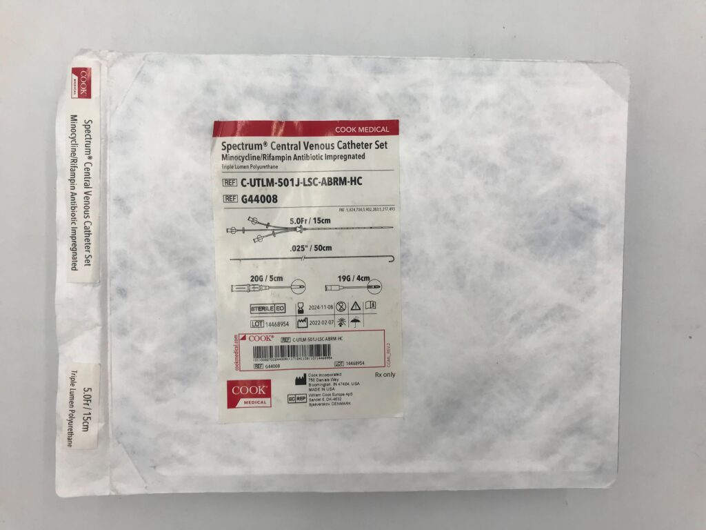 COOK G44008 Spectrum Central Venous Catheter Set 5Fr / 15cm (X) – GB ...